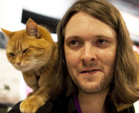 The Amazing Story Of James Bowen And Bob The Cat - Heart